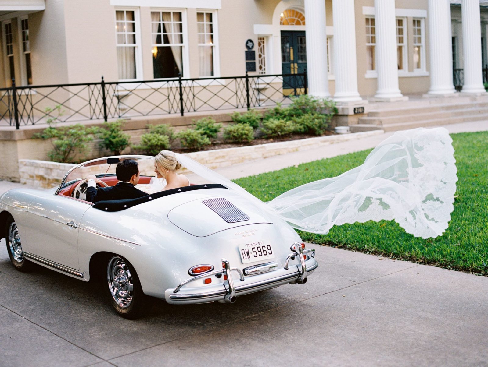 A Blush Pink Wedding at the Arts District Mansion - Pop Parties